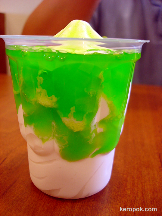 Greeny slimy stuff at McDonalds – KeropokMan